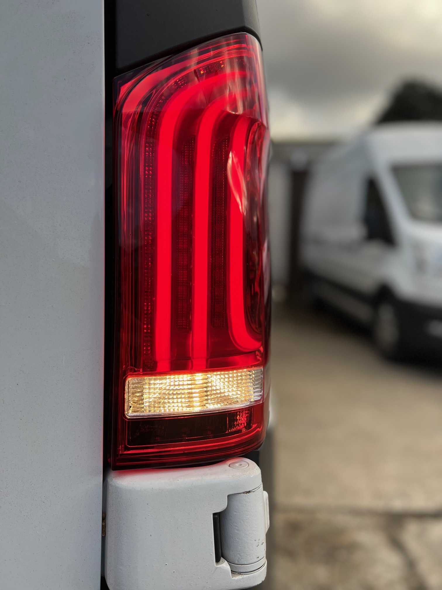 LED Upgrade Design Rückleuchten für Mercedes Benz Vito W447 14-19 rot/weiß dynamisch | Ihr ...